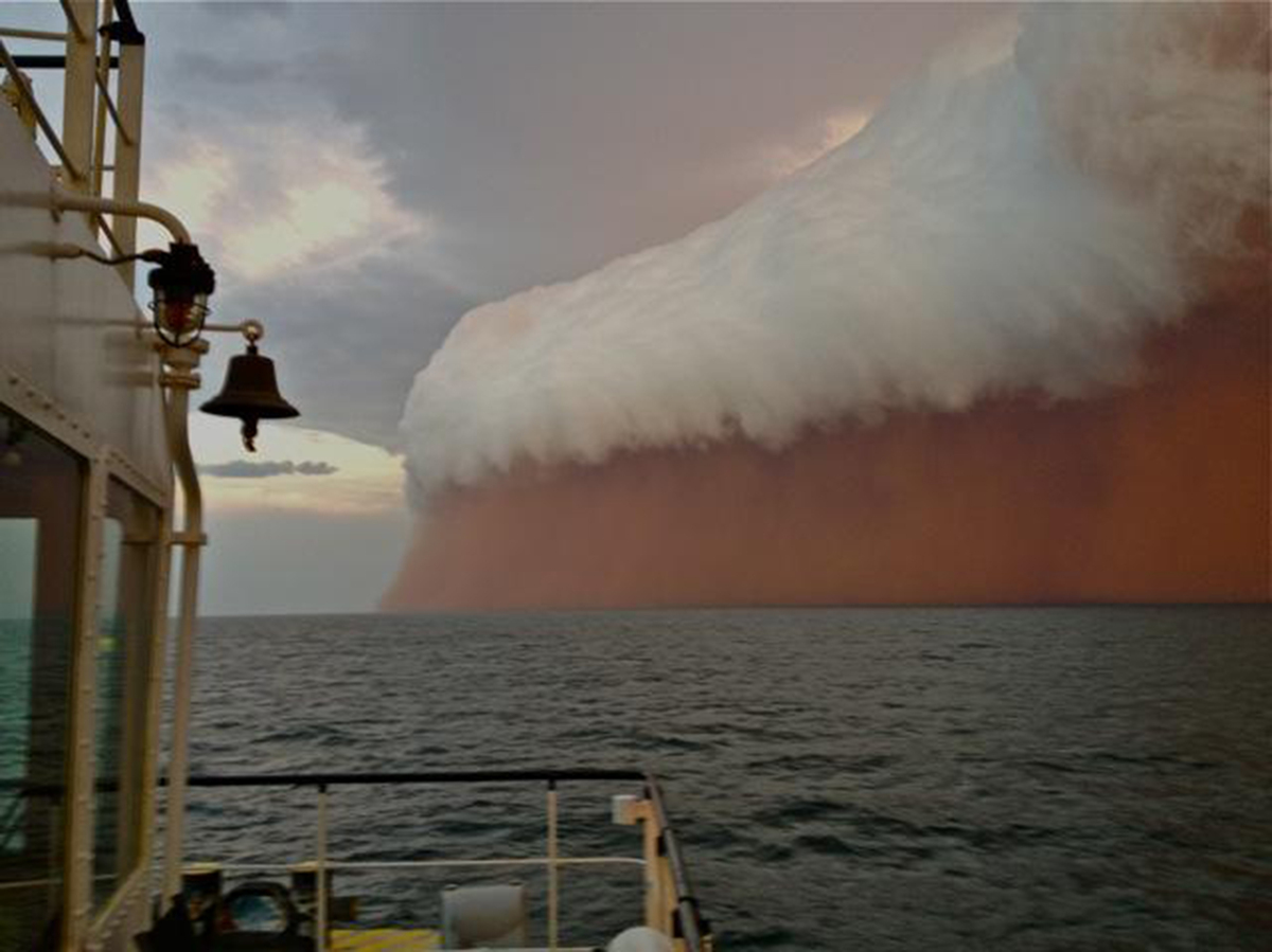 Michael's Weather Blog: Western Australia Sandstorm