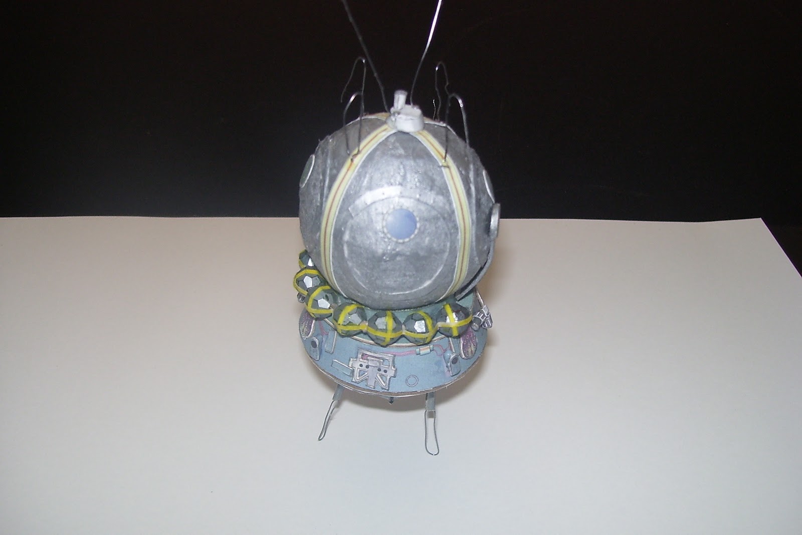 John's Paper Models etc: Leo Cherkashyn's 1/48 Vostok