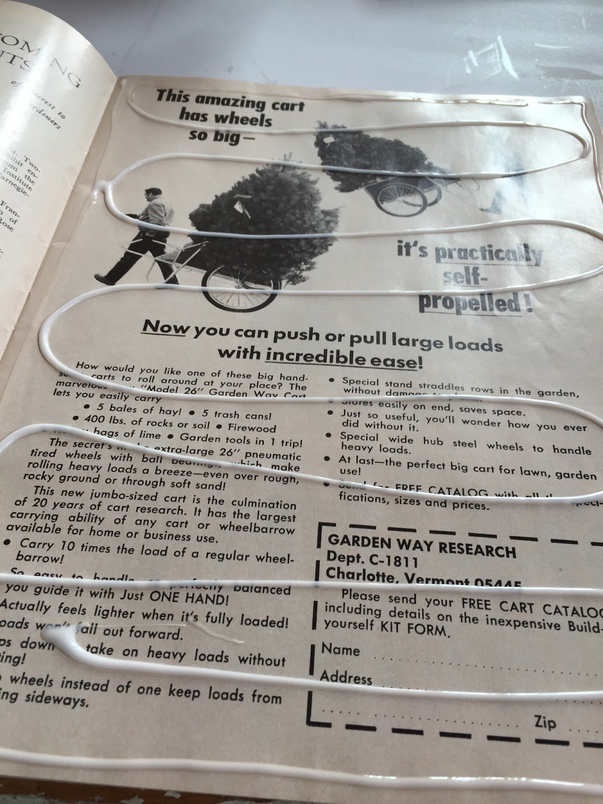 .: How I'm Making a Memory Journal From a Magazine - Part 1