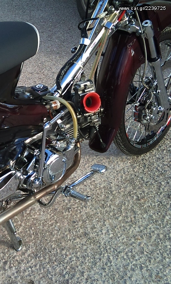 Mikrowio me dio rodes: Yamaha Crypton R