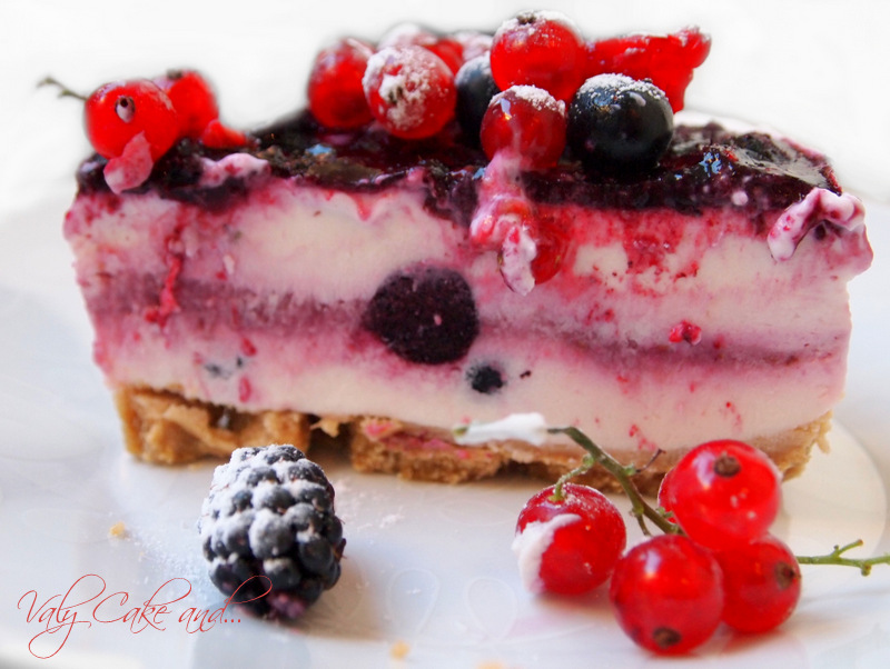 Valy Cake and...: Cheesecake quasi light ai frutti di bosco