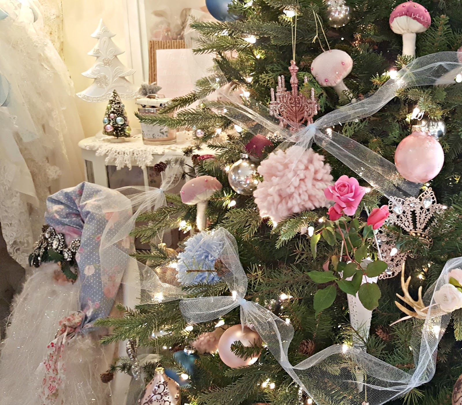 Penny's Vintage Home: Pink Blush and Pale Blue Christmas Tree