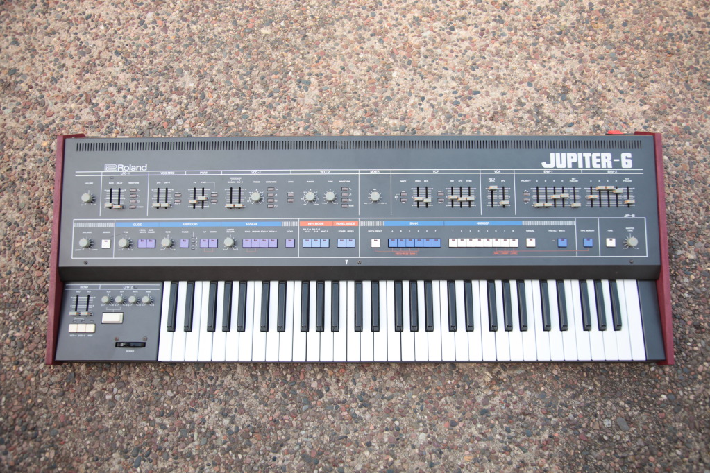 MATRIXSYNTH: Roland Jupiter 6 with Custom Wood Side Panels