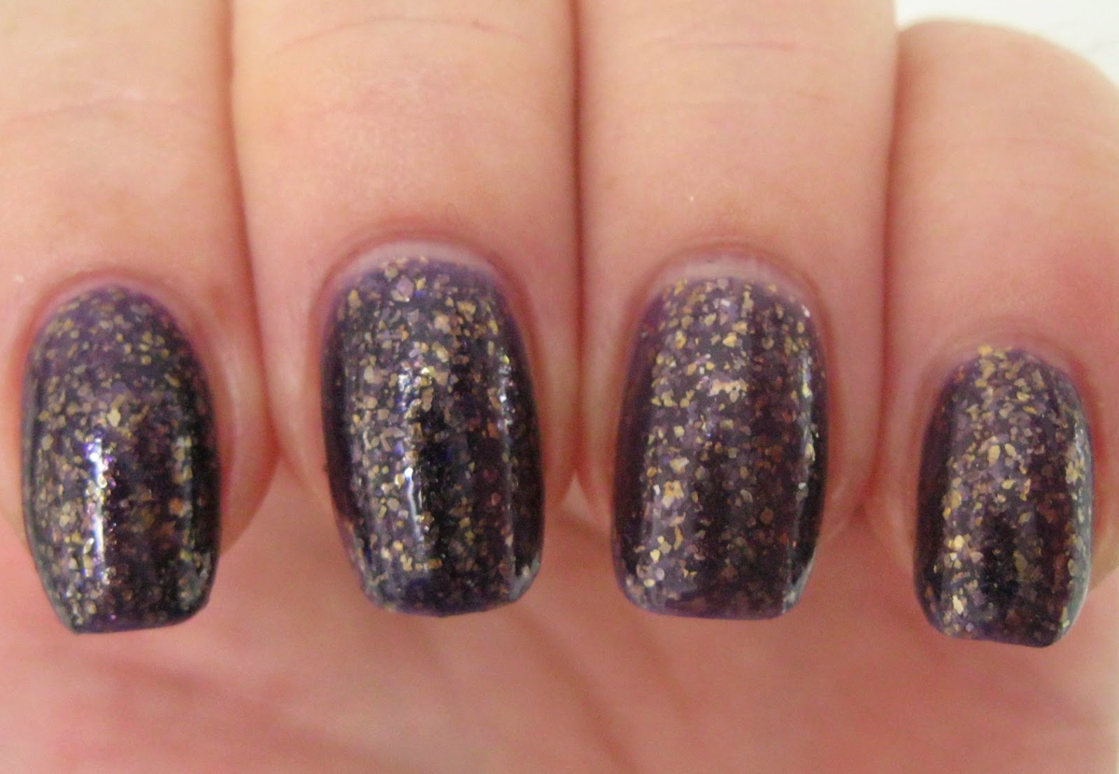 Lacquer Slacker Liz: Digital Nails I'm a Survivor