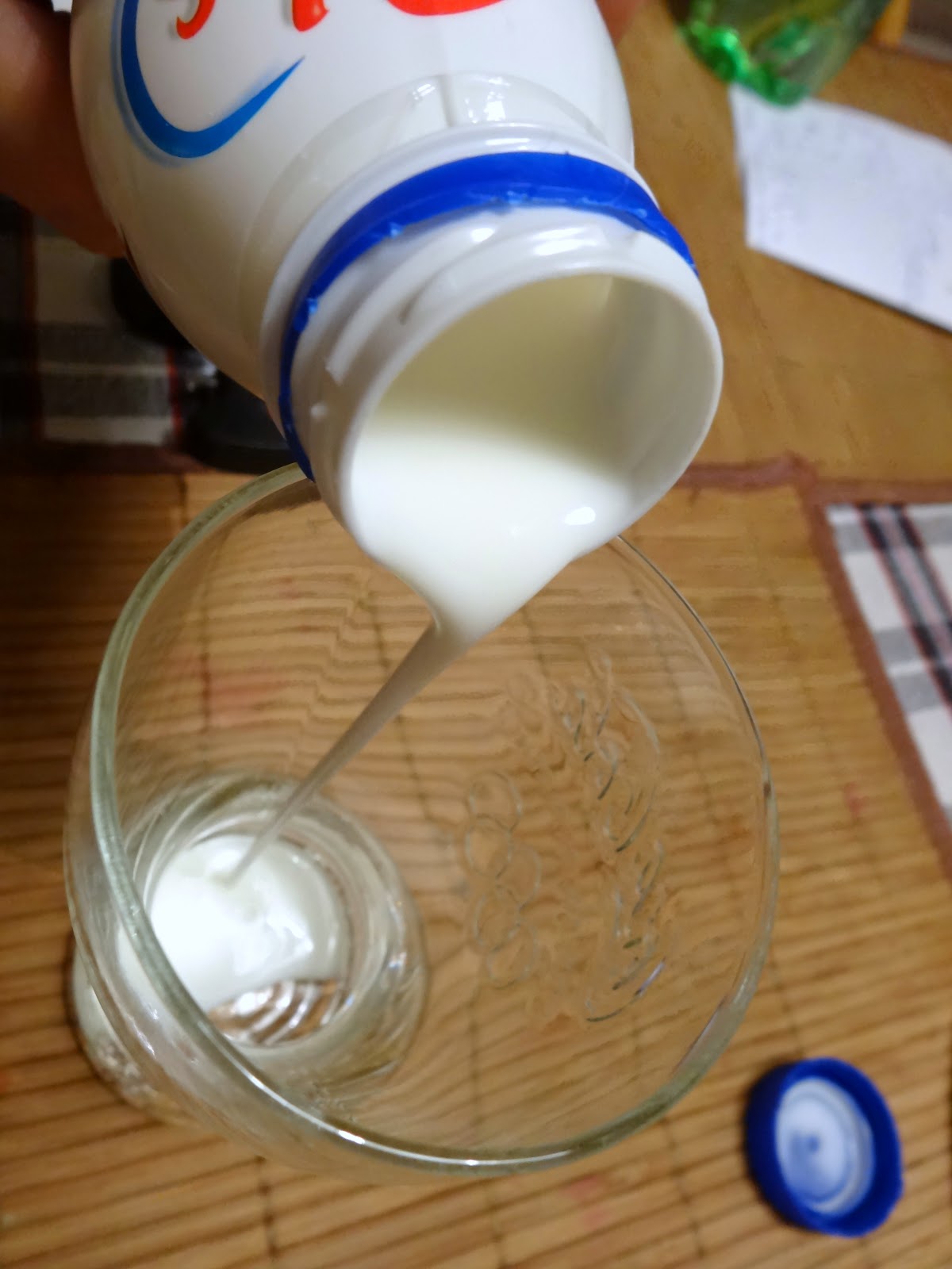 Kefir: Kefir naturalny Pilos z Lidla - Średzka Spółdzielnia Mleczarska ...