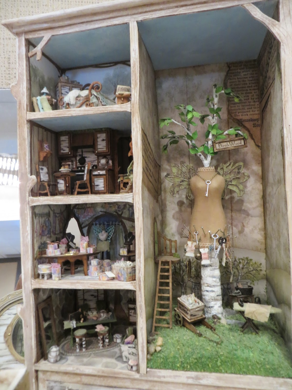 THE PERIPATETIC MINIATURIST: St Louis NAME Exhibits