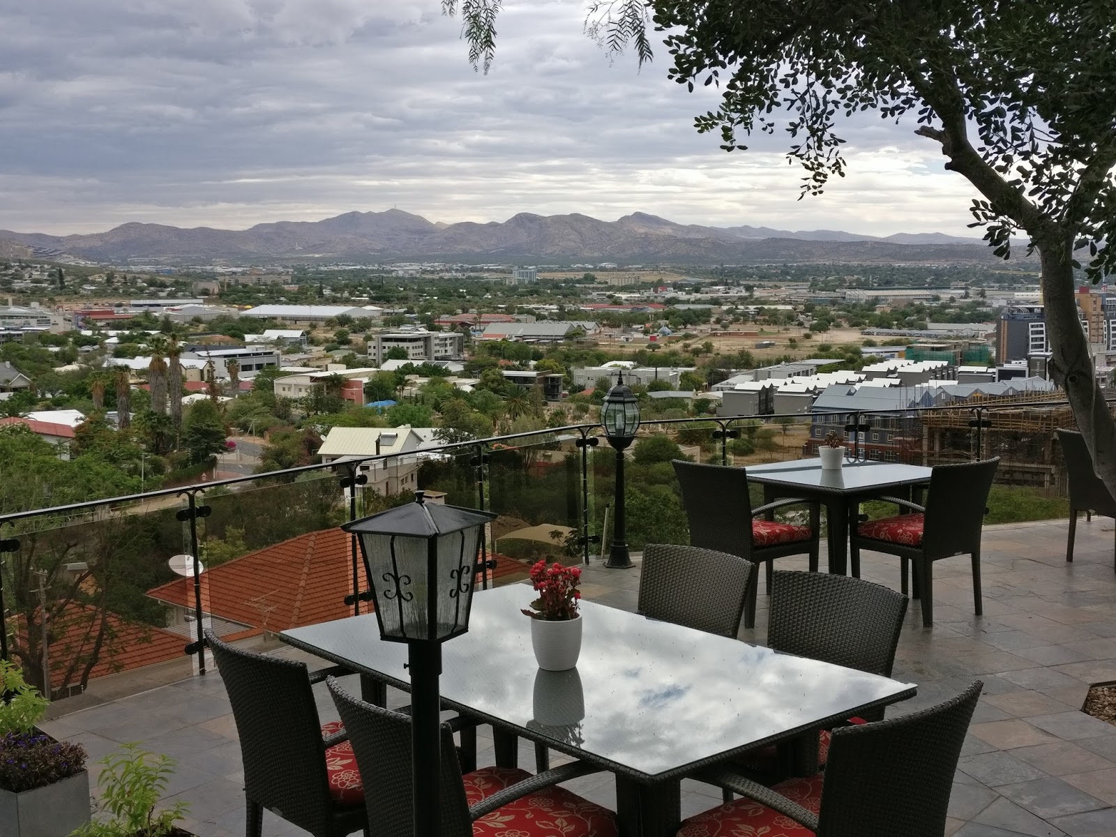 Ebo on tour: Windhuk - das deutsche Afrika