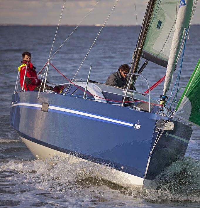 RM890 présenté par ADN: Nouveau RM 890 des chantiers FORA MARINE ...