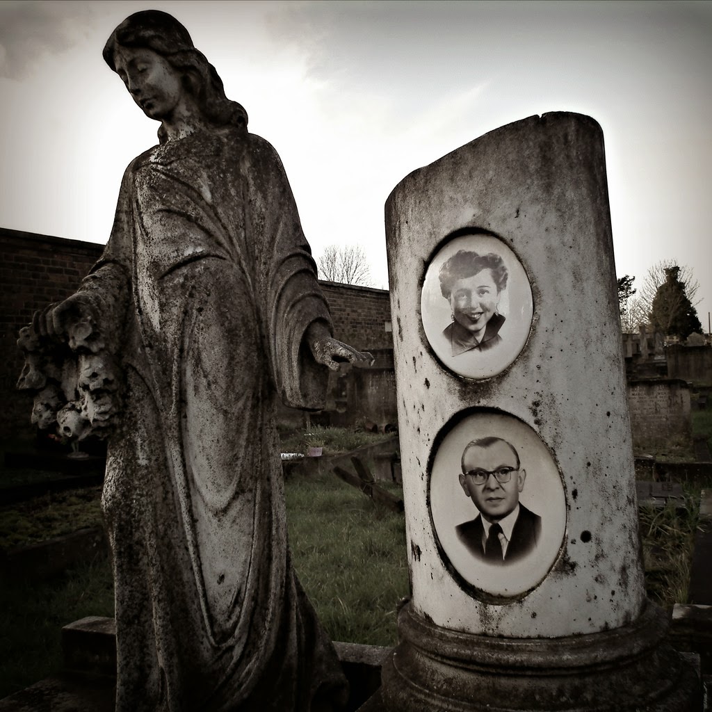 The London Dead: St Mary's Roman Catholic Cemetery, Kensal Green