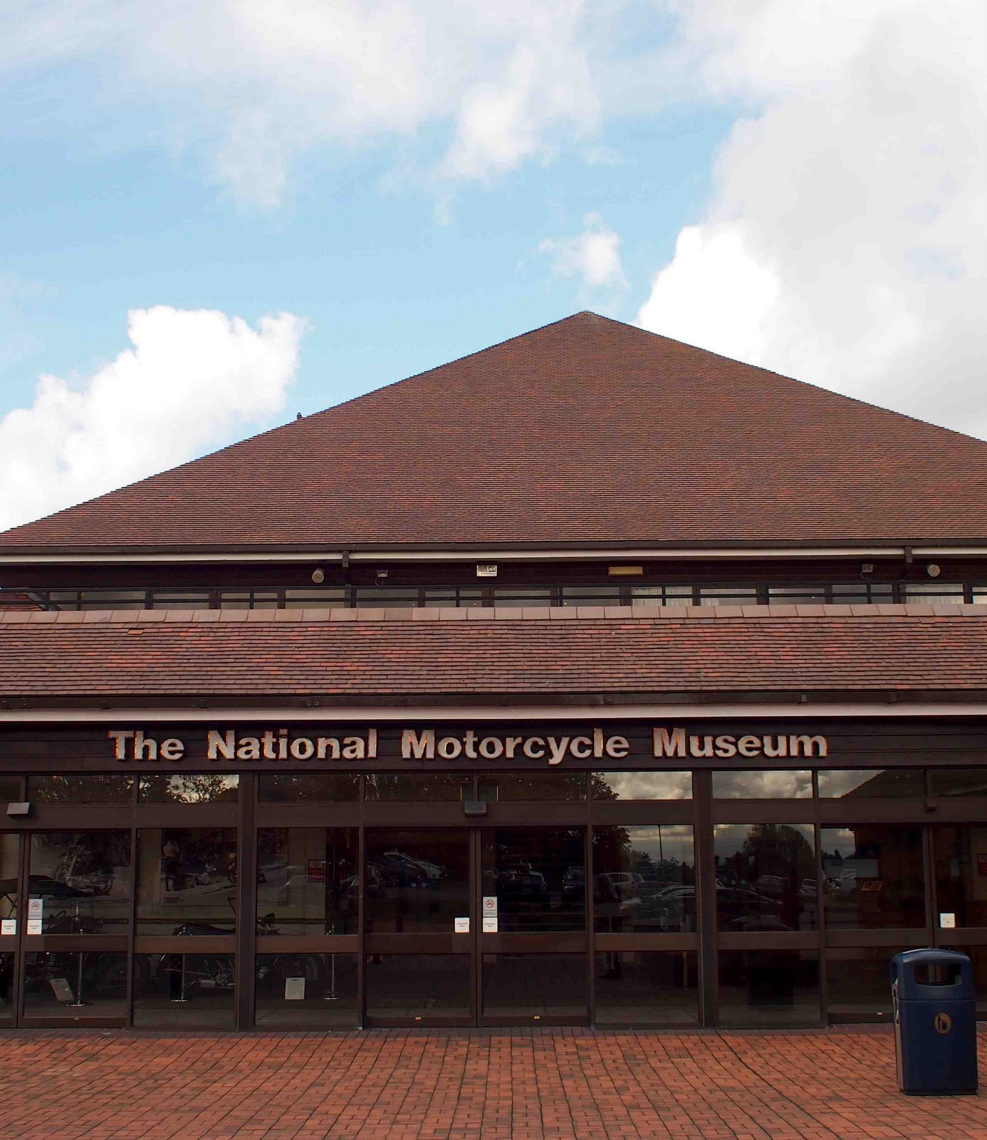 Picture Motorcycle: NATIONAL MOTORCYCLE MUSEUM, ENGLAND