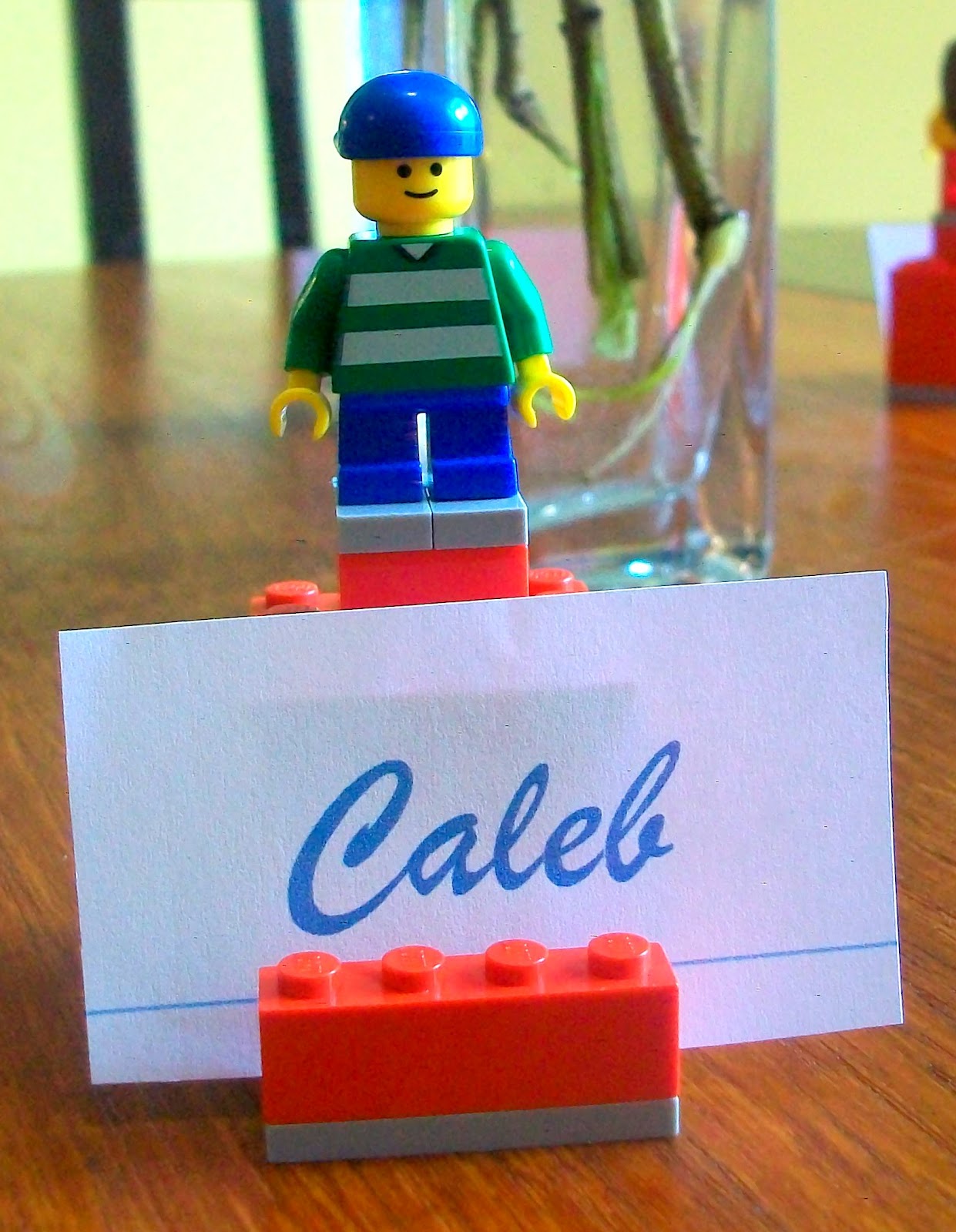 Created 2B Creative: Lego Place Cards