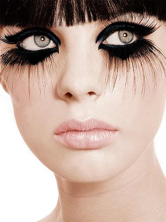 The Pink Studio: Eyecandy - False Eyelashes are Sweeeeeeet!