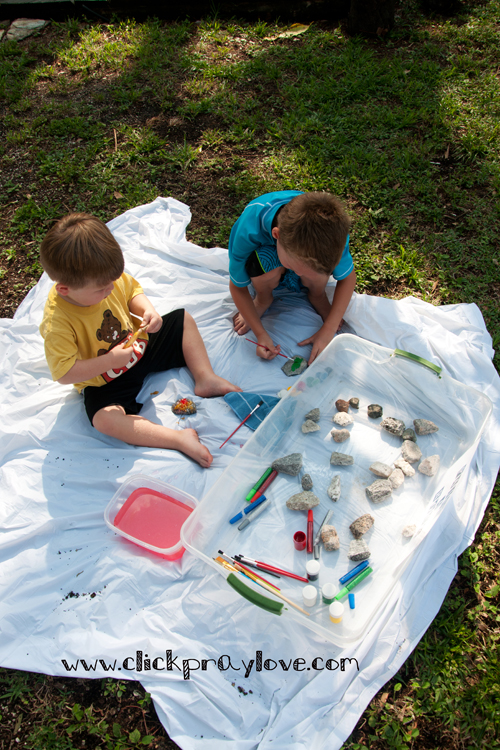 Click. Pray. Love: Outdoor Messy Play Date