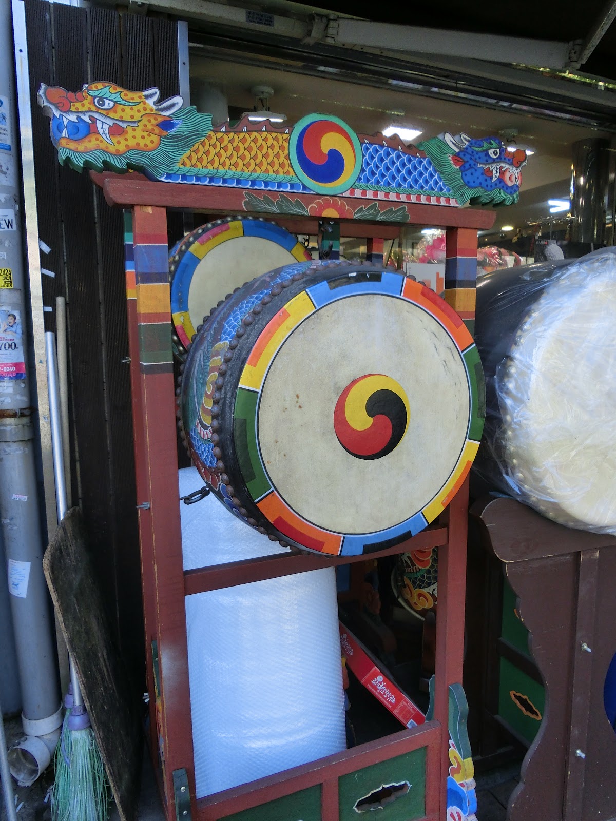 Nau speak: Korea: Mahabodhi Temple in Jogno District en route to Gwangjang