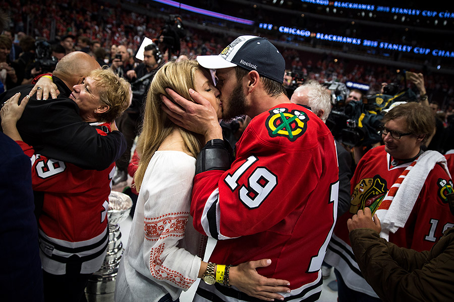 Jonathan Toews Girlfriend Lindsey Vecchione