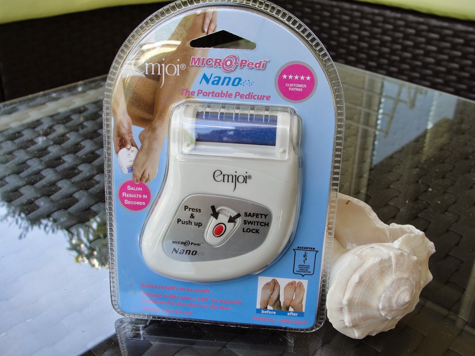 Emjoi Micro Pedi Nano Review- or how to do a pedicure from home!