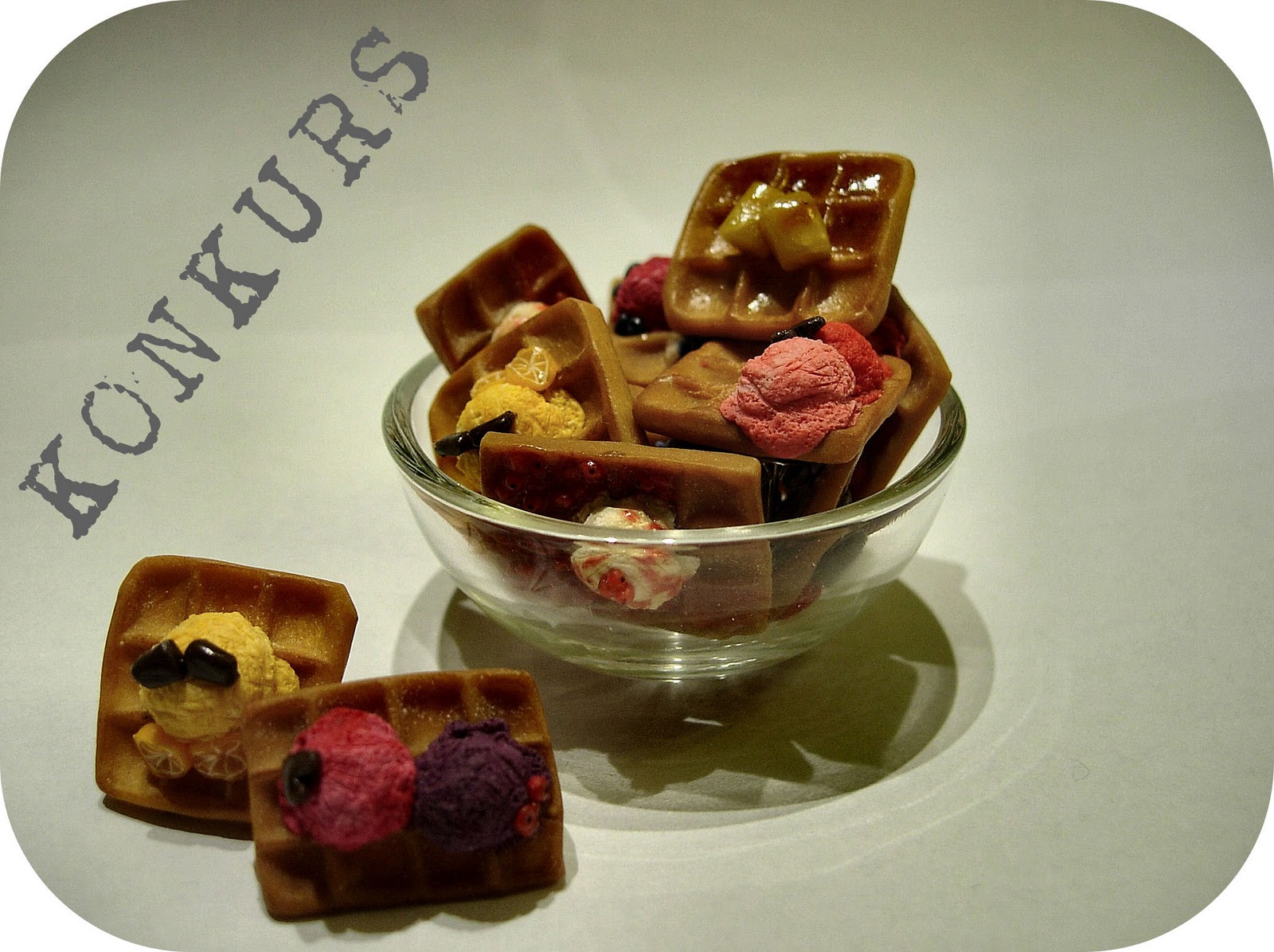 MINI MUST - HAVES: KONKURS !!! / A WAFFLE CONTEST