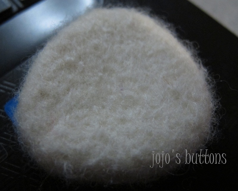 jojo's crafty love: So it's true.. Difficulty needle felting onto wet ...