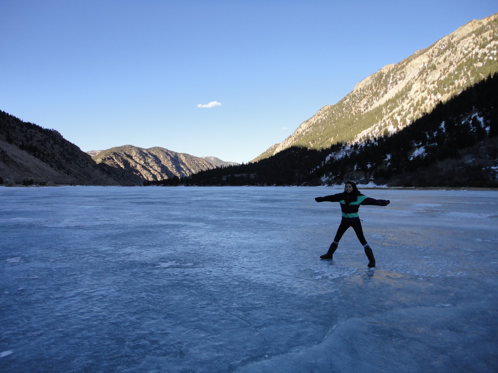 Día a día en Denver - Cecilia Valdés: Lago Congelado