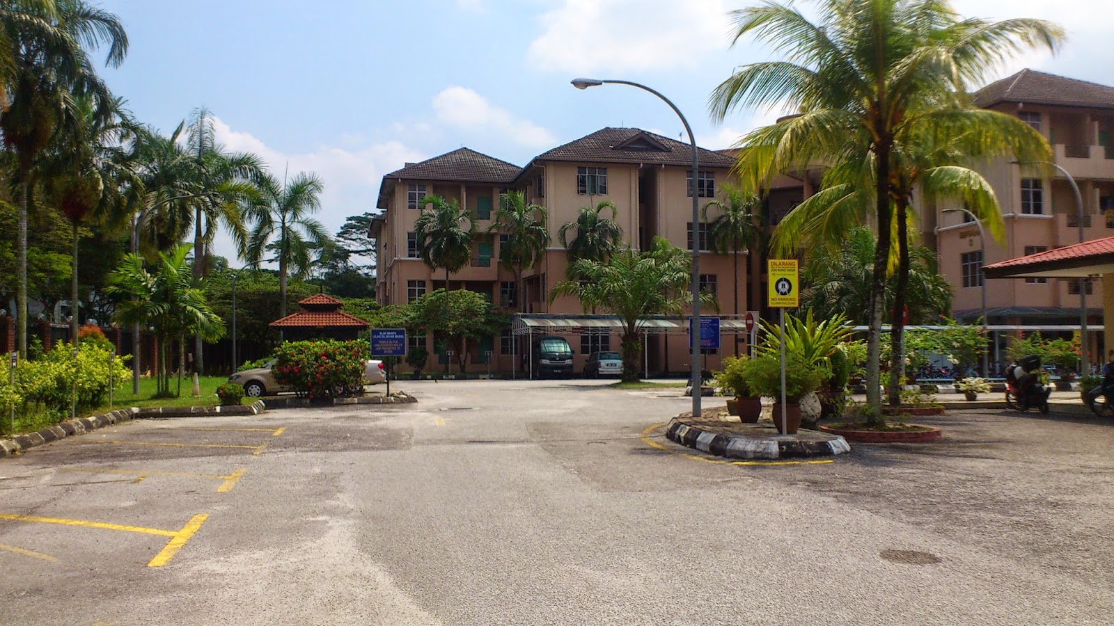 Pusat Asasi Sains Universiti Malaya: KUAZ