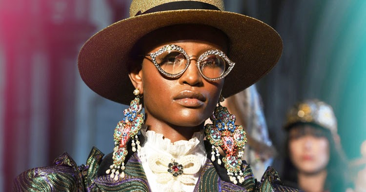 London Calling | Gucci Resort 2017 | The Fashion Barbie