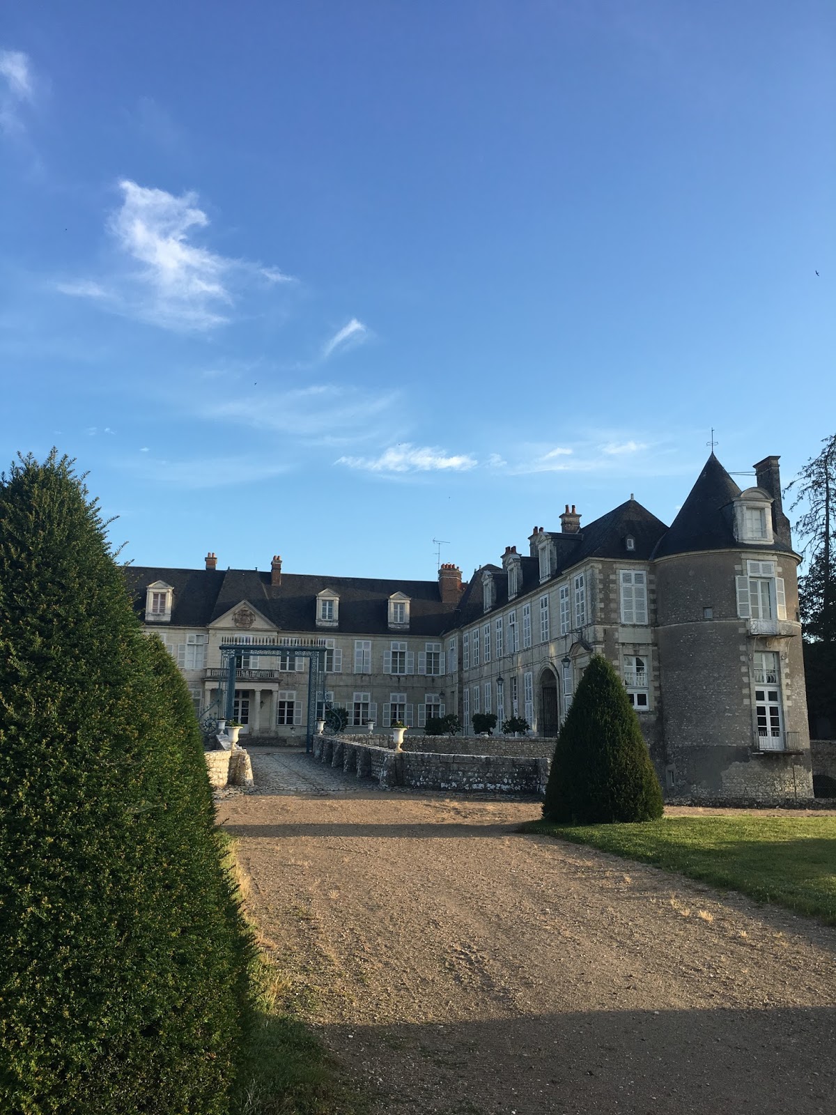 New York Life-Day by Day: Visit to Chateau D'Avaray 2017.The Loire ...