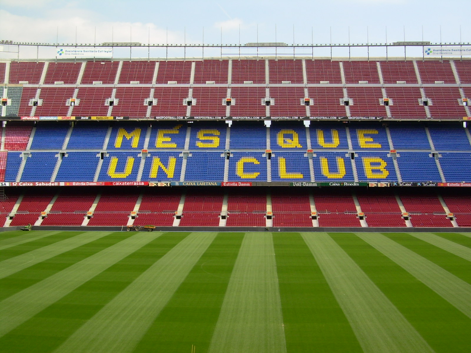 Una de las gradas del Camp nou estadio F.C.Barcelona | Linea fútbol