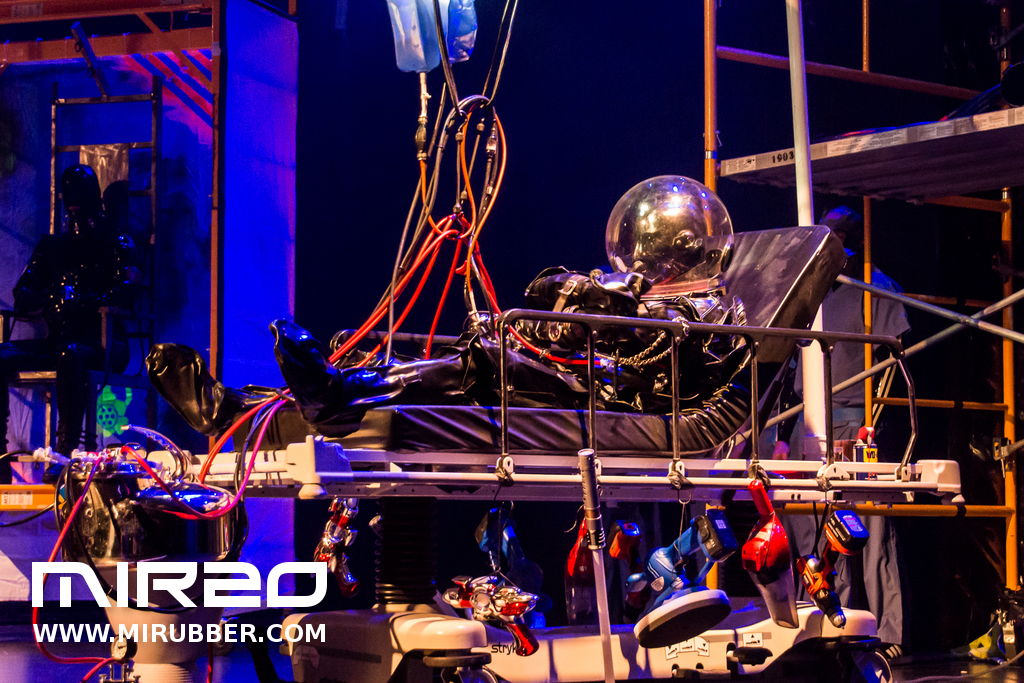 Rubber Canuck: Gimps on Display