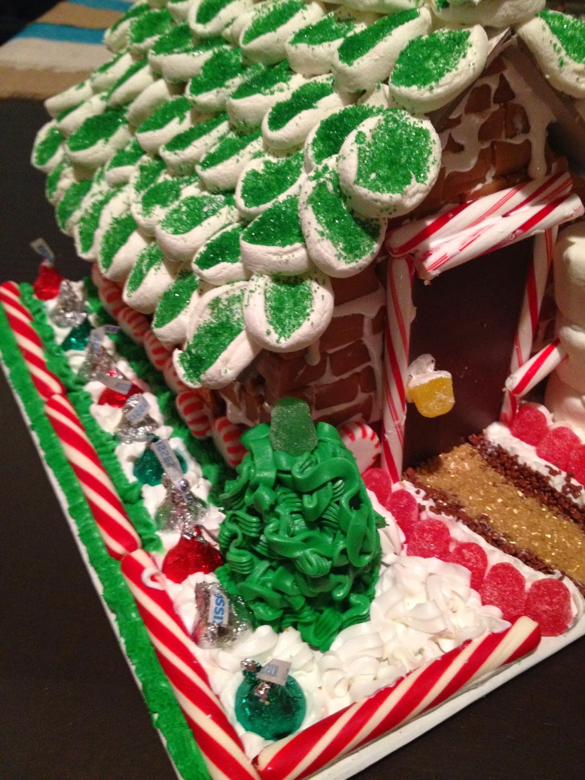 Jen Lowe Designs: my crafty Kraft house