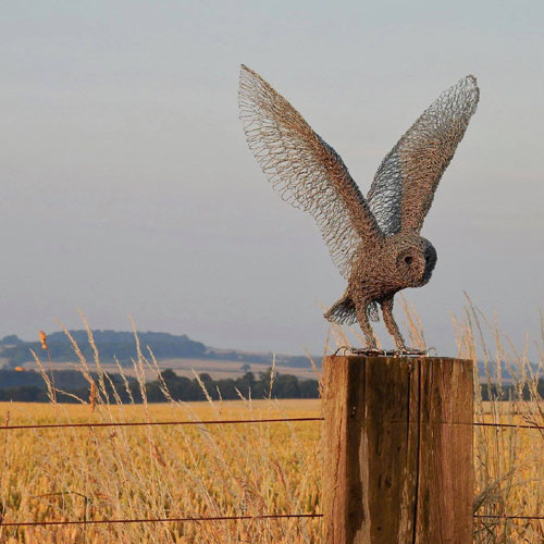 My Owl Barn: Wire Animal Sculptures Come to Life Against Beautiful ...