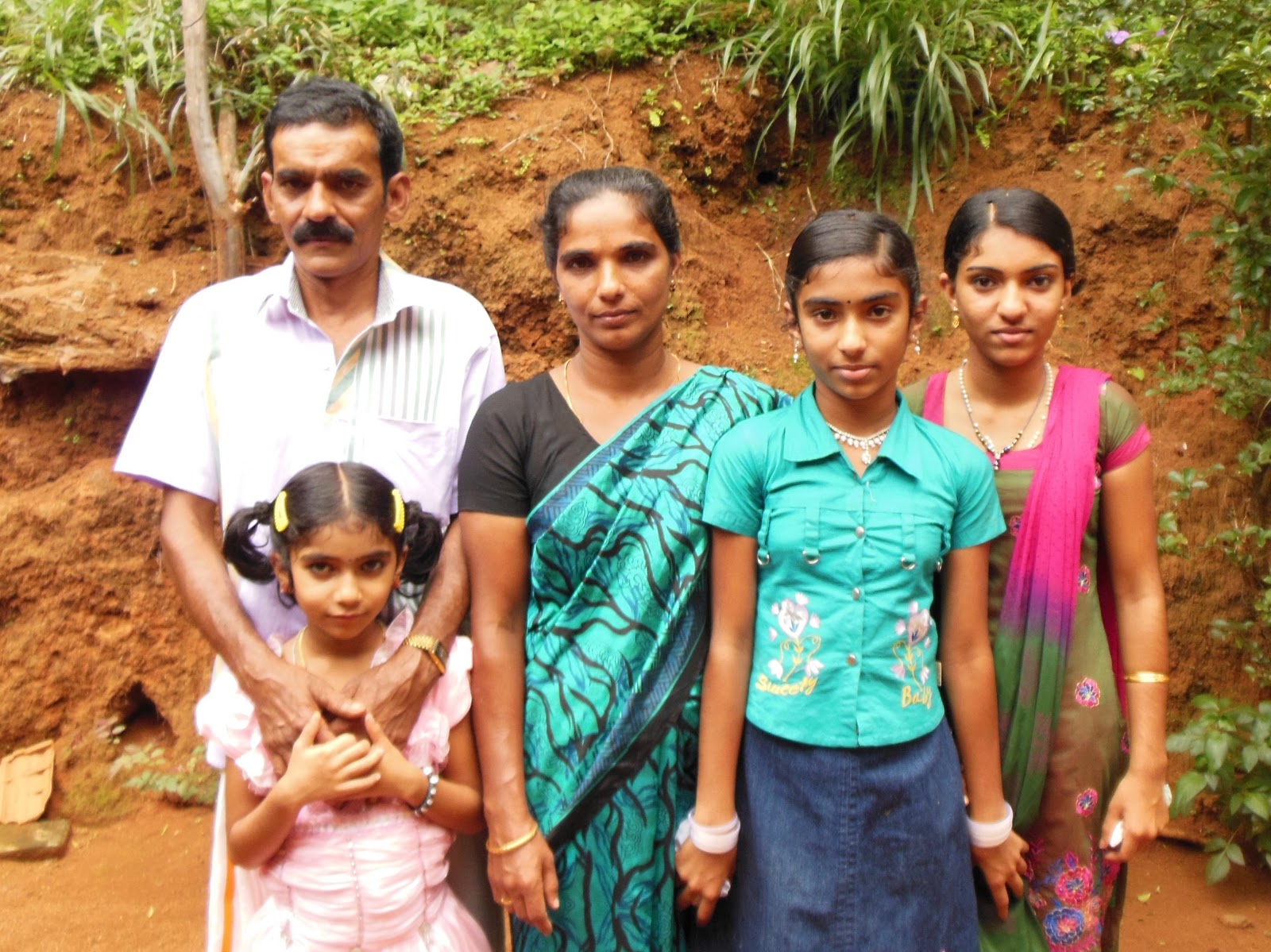 manikombel(Panniyarkooty): Manikombel Family