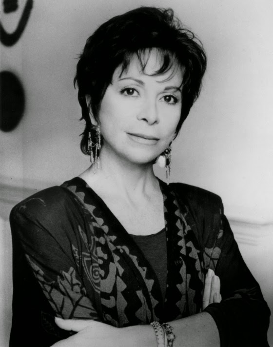 Ser o no ser lector(e)s: Isabel Allende Llona