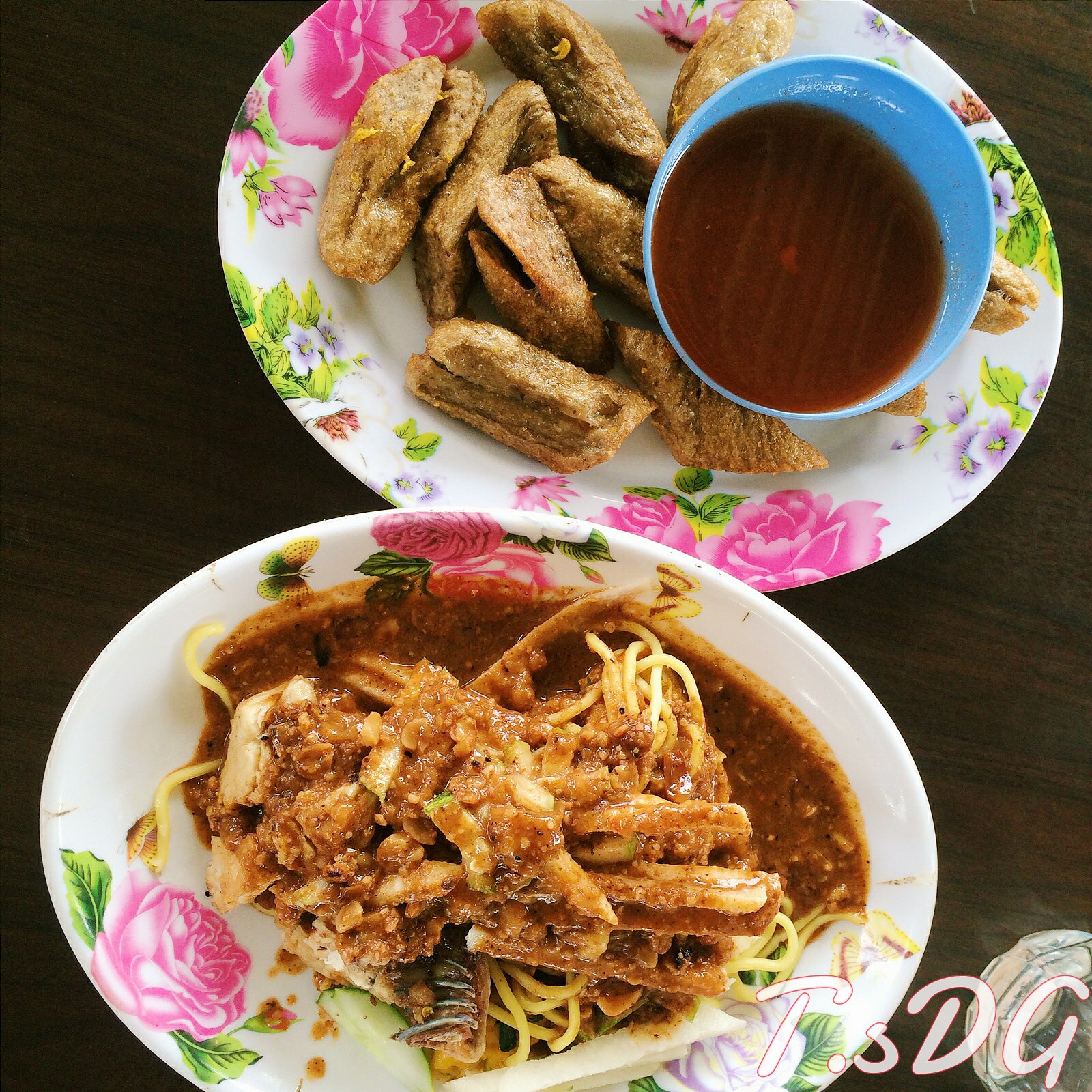 TAW's Delicious Guide: reviewing: MEE CALONG PANTAI BESERAH