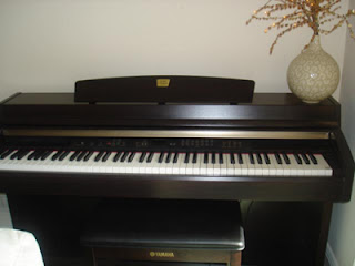 yamaha: yamaha clavinova