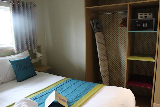 Butlin's Minehead, West Lakes Lakeview Chalet | Review | Emily and Indiana