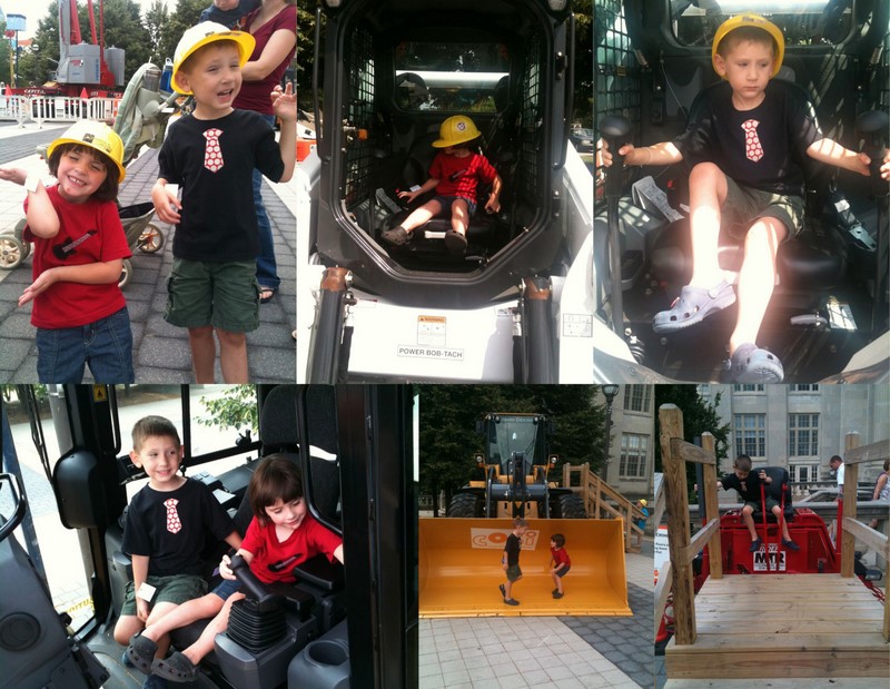 The Attached Mama: FIAR: Mike Mulligan and His Steam Shovel