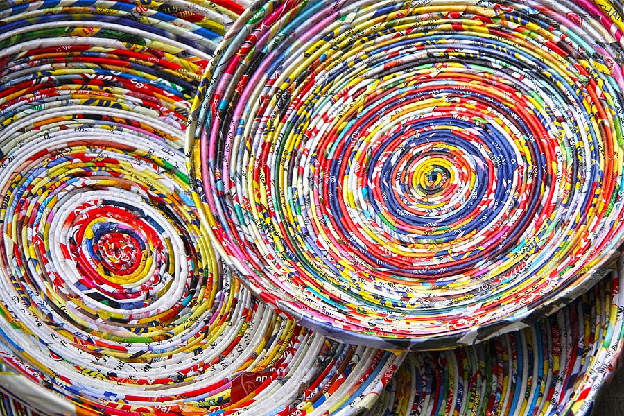 How to Recycle: Rolled and Folded Magazine Pages Projects
