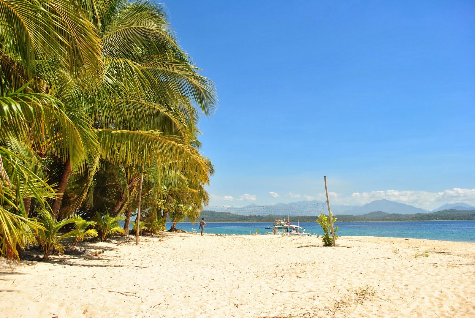 Backpacking Pilipinas: Summer 2014 Travel Guide: 16 Best Unspoiled ...