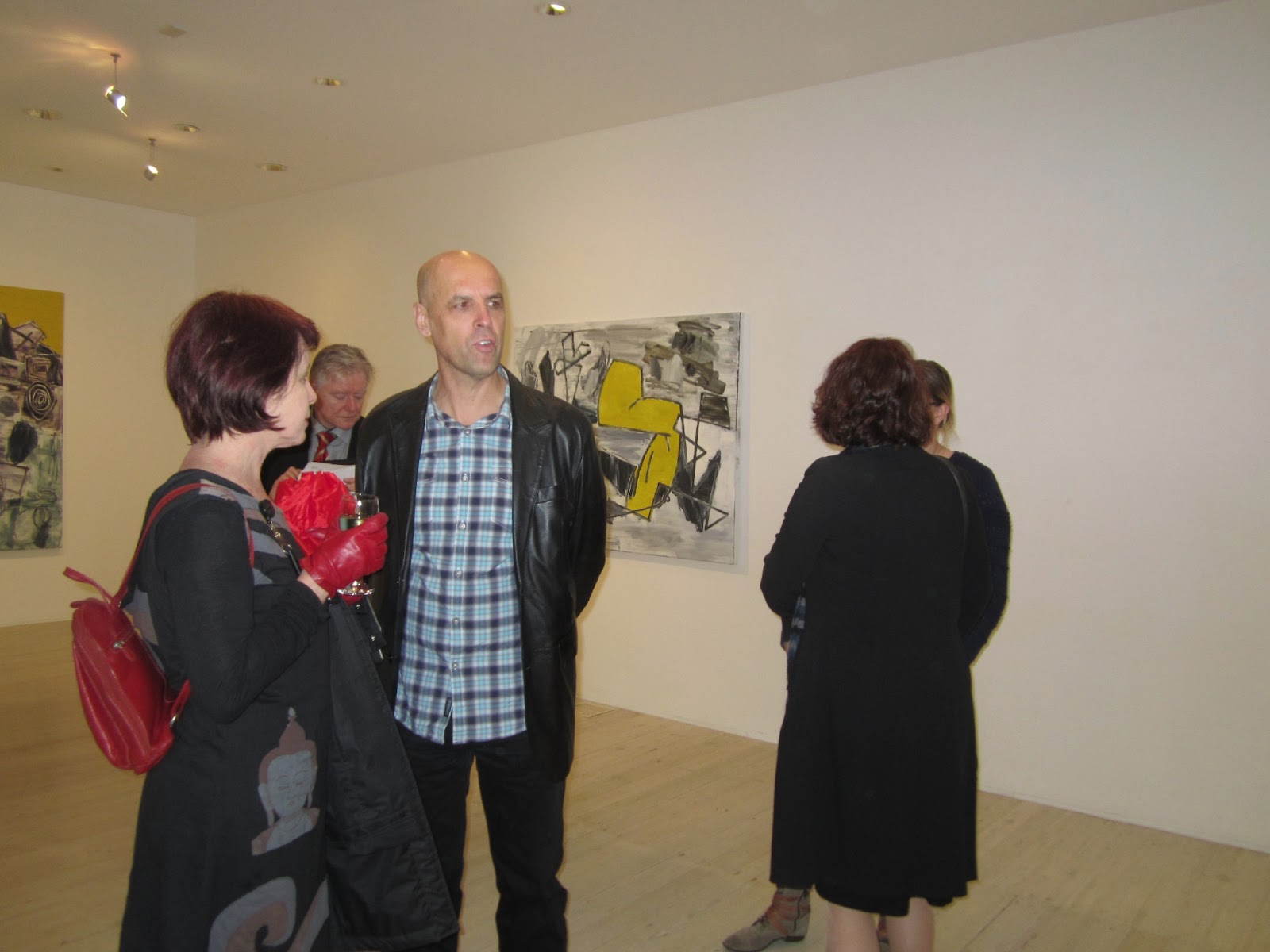 sixtoeight.net: Gallery 9 - Stuart Watters and Jade Pegler