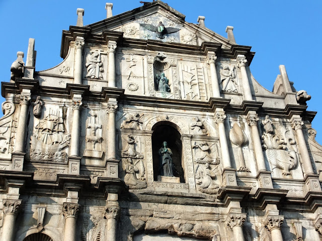 27 Thousand Waves: Day 15 - Hong Kong, China & Macau