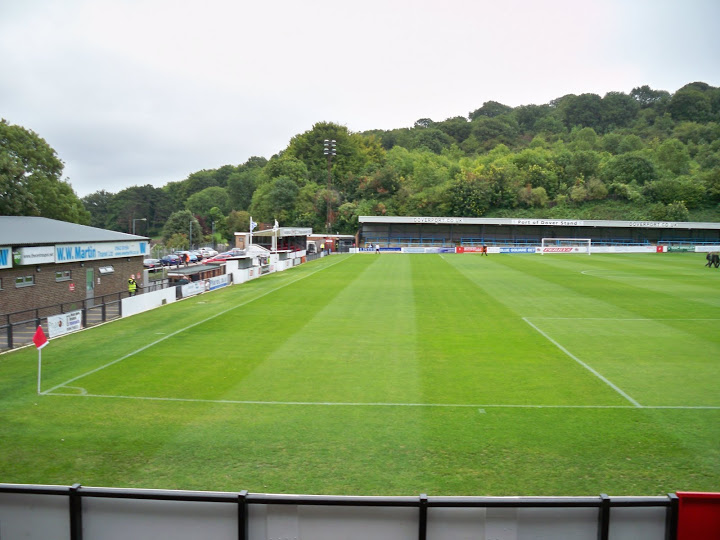 Pie and Mushy Peas: Dover Athletic FC
