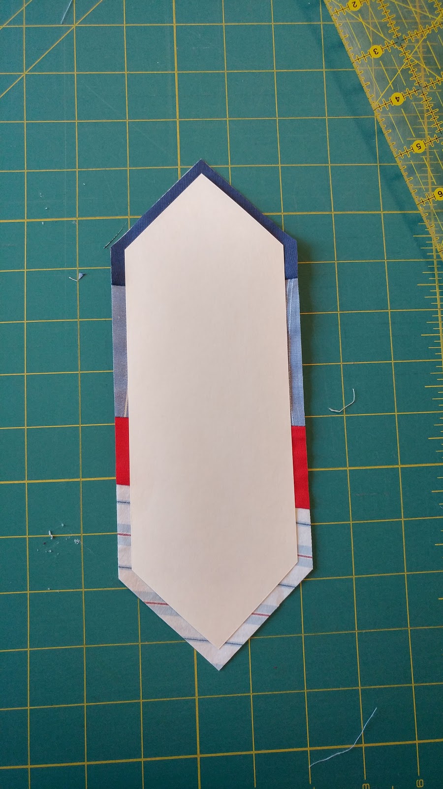 Basket full of Scraps...: Overlapping Octagon - how to draft your own ...