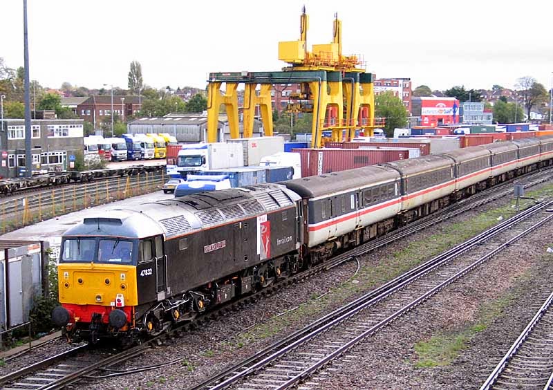 47s and other Classic Power at Southampton: 47832 into storage