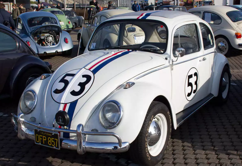 VW Garbus - piękno i nostalgia. FotoBlog;): Kultowy film o Garbusie ...