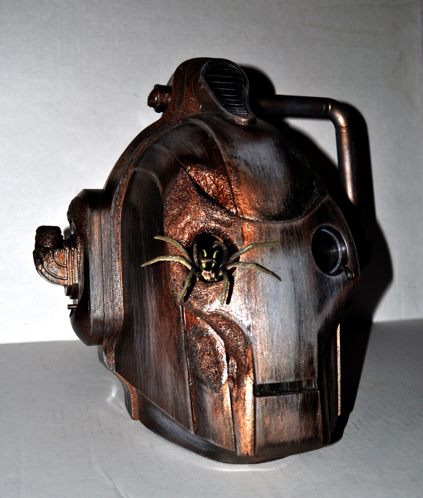 My Untempered Schism: Custom damaged Cyberman helmet