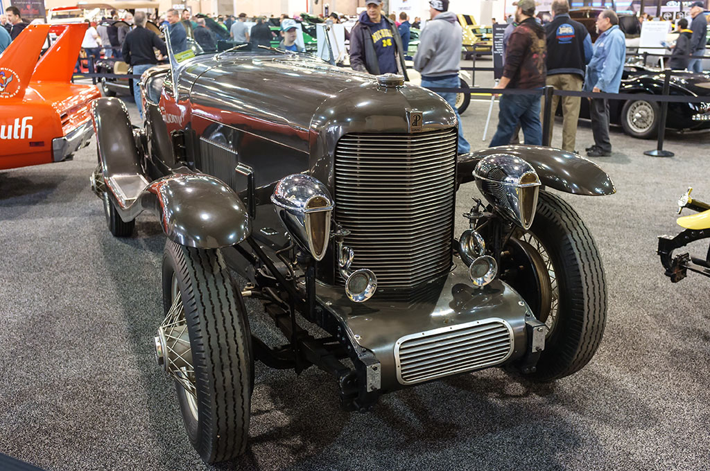 Bubba's Garage: Old and New Meet at the Philadelphia Auto Show