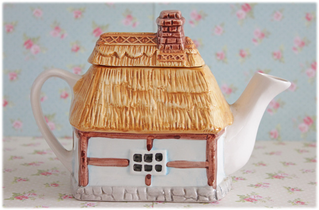 Be Dazzled Collection: for the love of teapots..