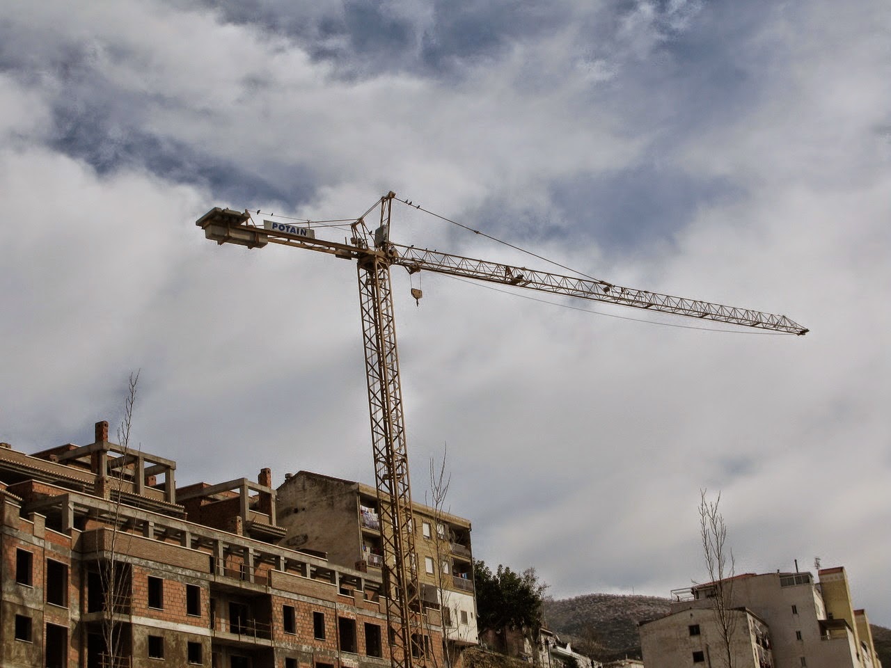 PROYECTOS DE TECNOLOGÍA: Estructuras rígidas y articuladas