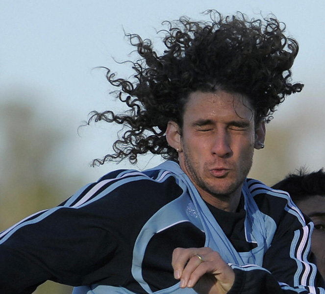 The Best Footballers: Fabricio Coloccini plays for the Argentine ...