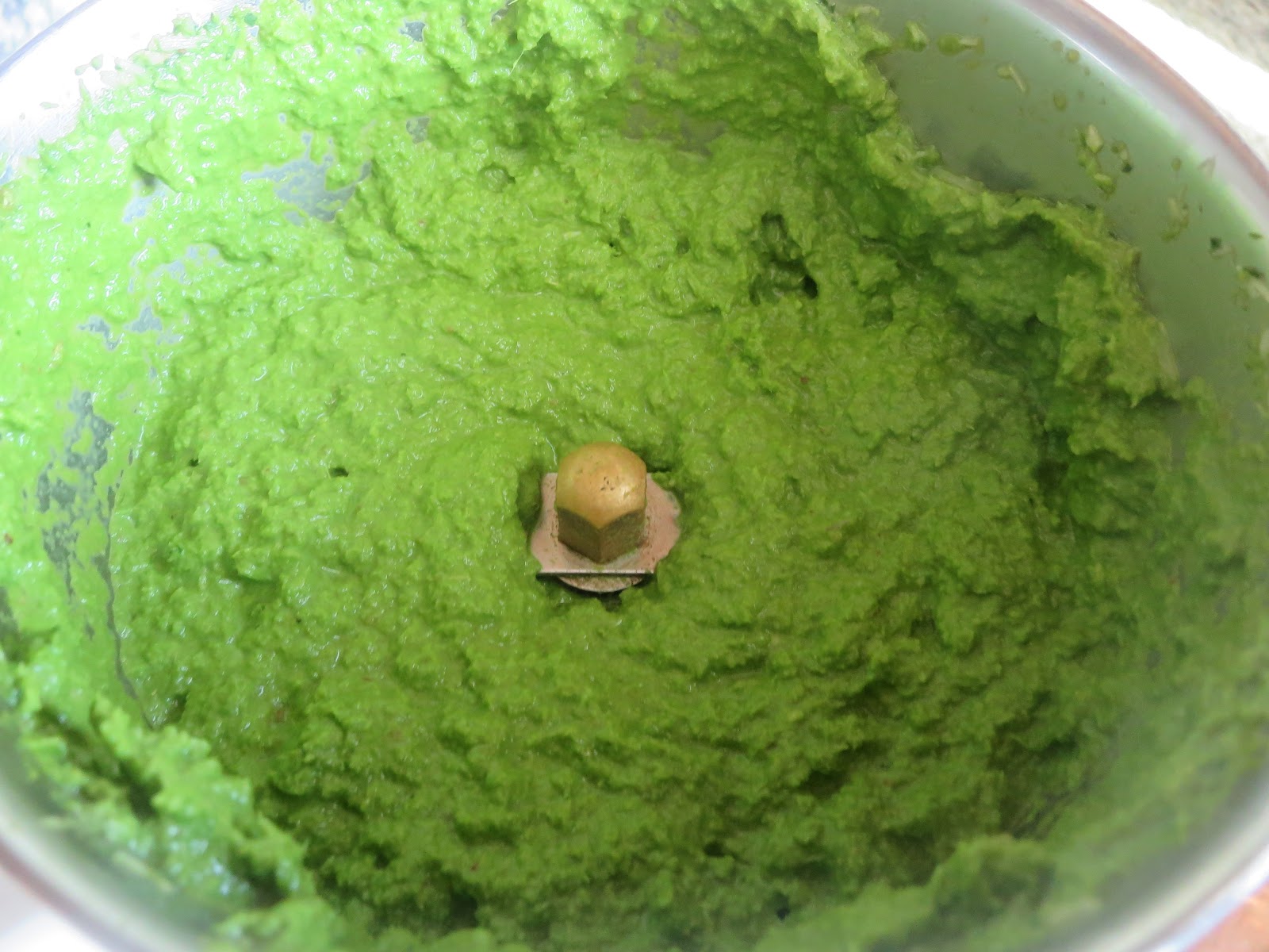 Instant pot kaalaan pacha malli kuruma (Mushroom green korma)